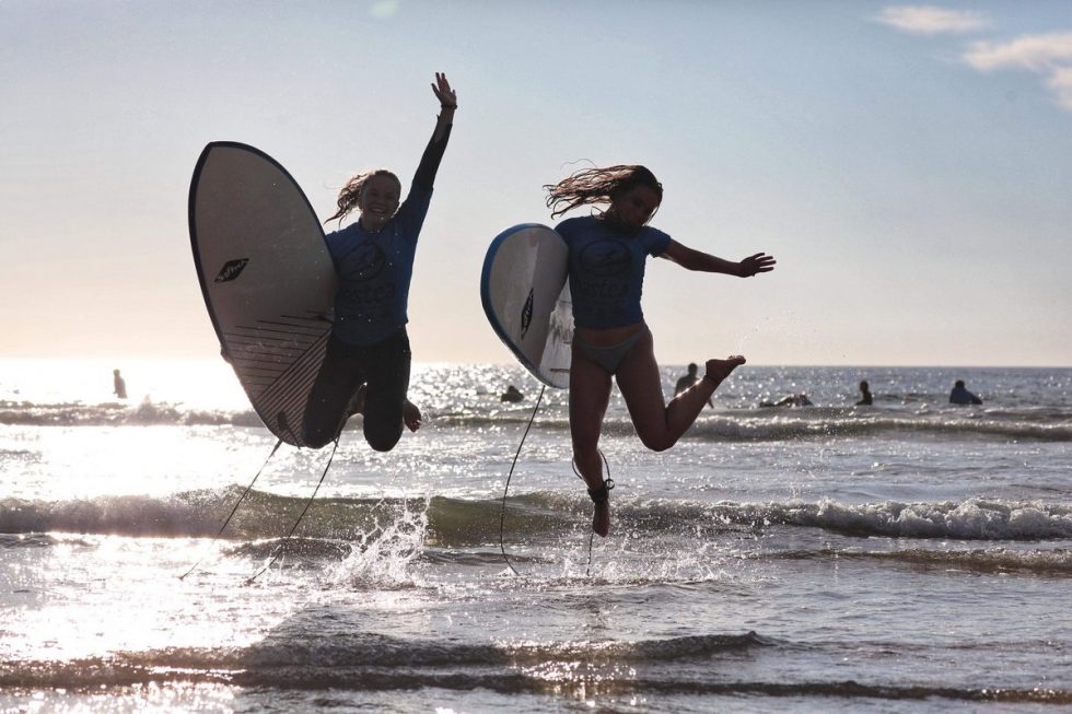 Biarritz Surf Shop - cours de surf et location planche de surf à Biarritz